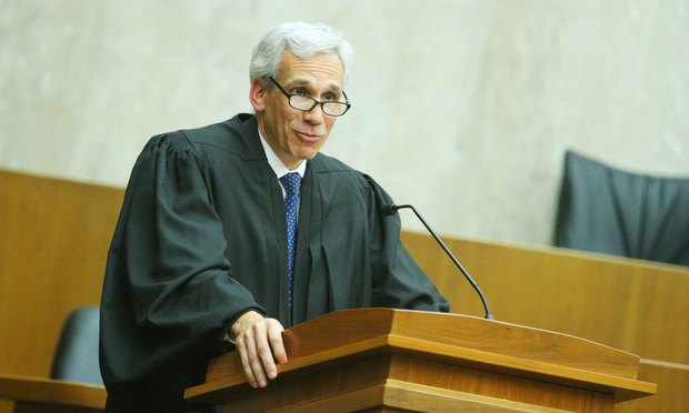 Un juez bloqueó decreto de Trump que restringe el derecho de asilo ...