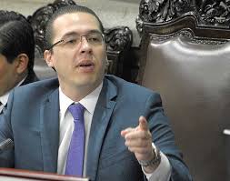 Felipe Alejos: yo soy respetuoso de las leyes y del gobierno de los ...