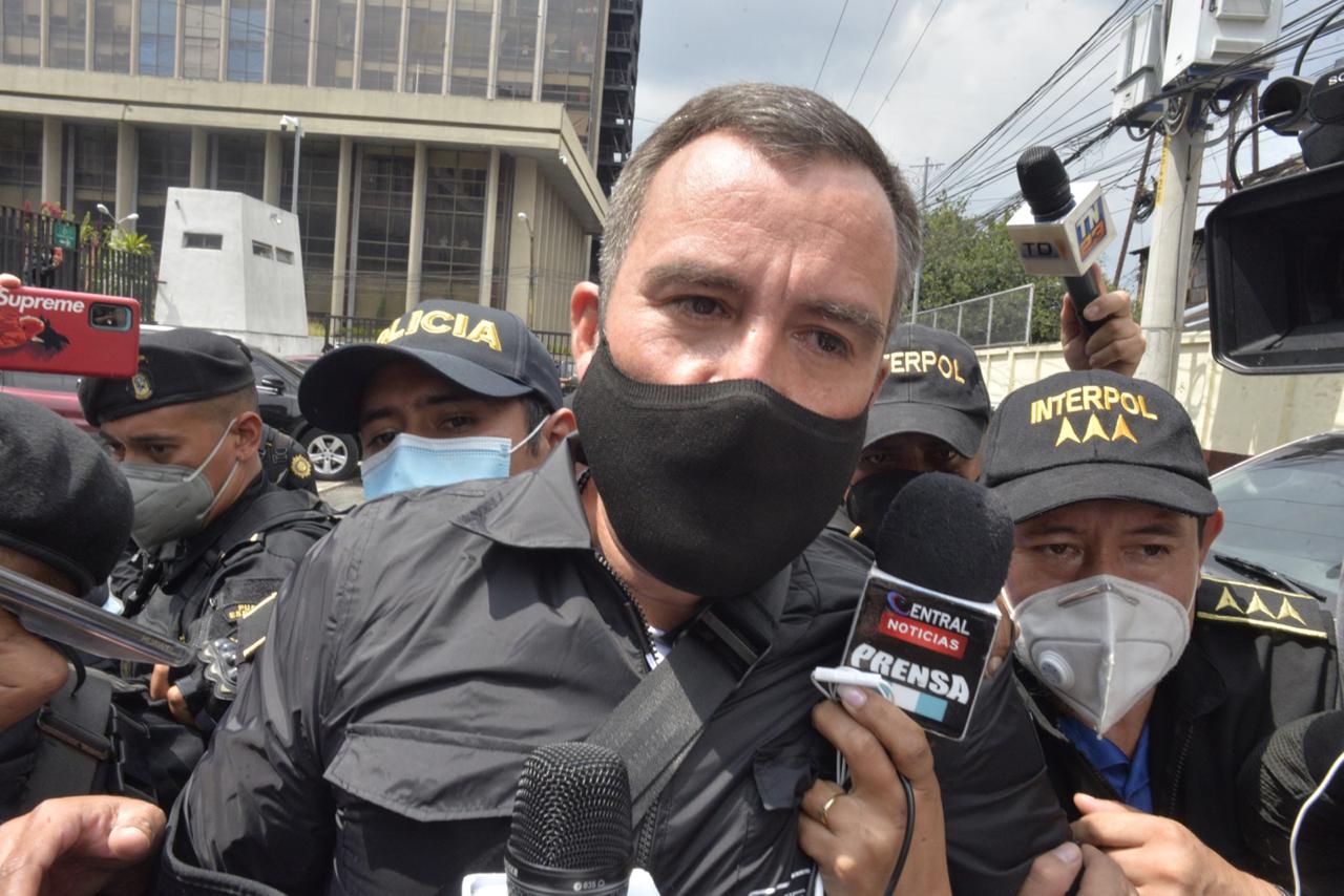 Sinibaldi asegura presentar una denuncia porque se filtraron datos que ...