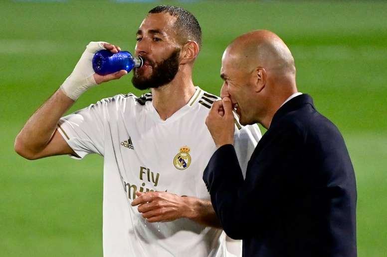 Zidane: "Benzema es el mejor delantero francés de toda la historia ...