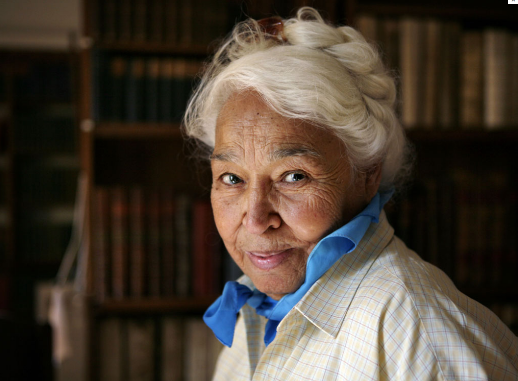 Fallece a los 89 años la destacada escritora y feminista egipcia Nawal ...