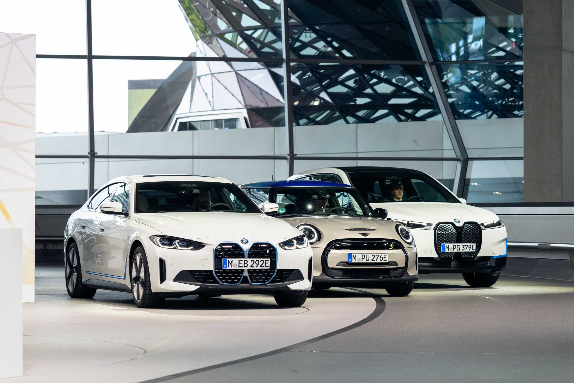BMW endurece sus objetivos climáticos y apuesta por reciclaje - Crónica