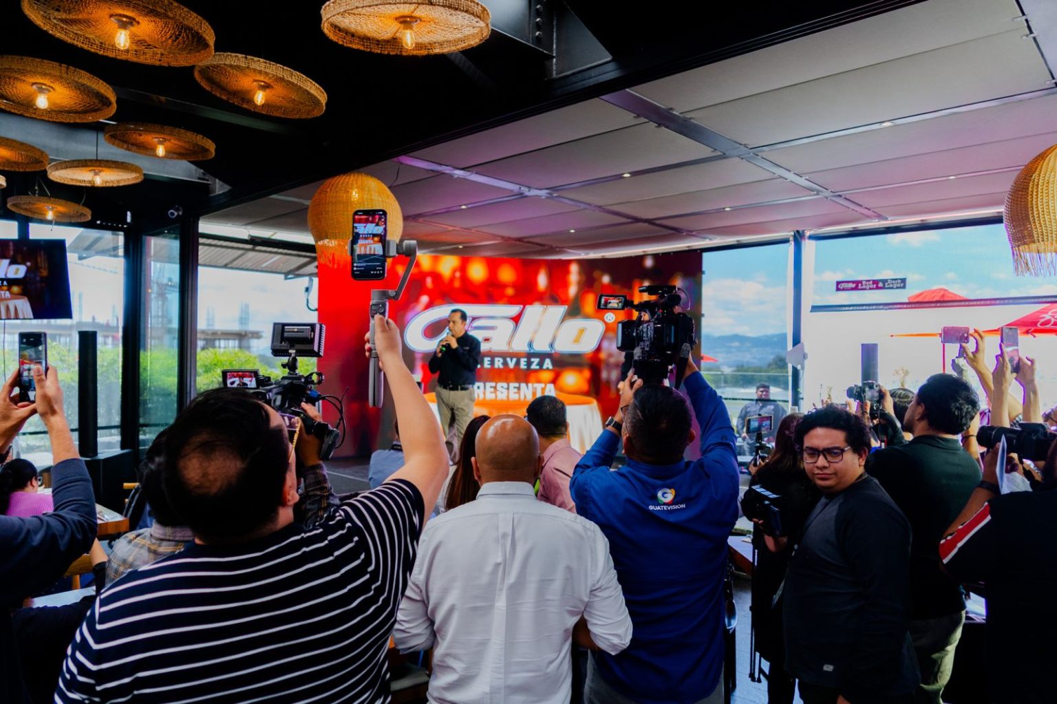 Gallo realiza relanzamiento de sus variedades Red Lager y Dark Lager