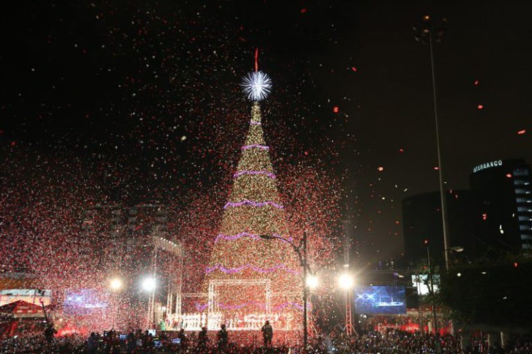 La Navidad se ilumina con el Árbol Gallo desde el 15 de noviembre